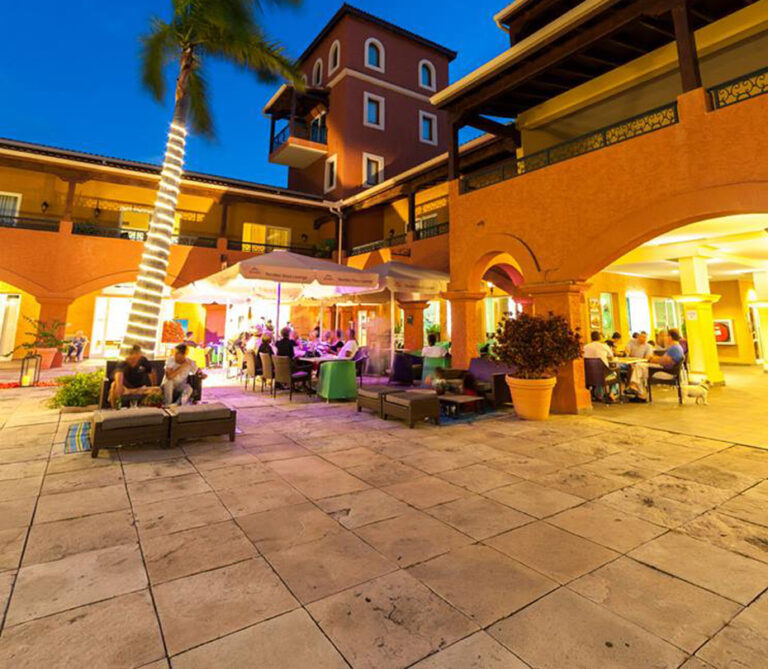 Best Restaurants in St. Maarten | Dining & Local Food Guide