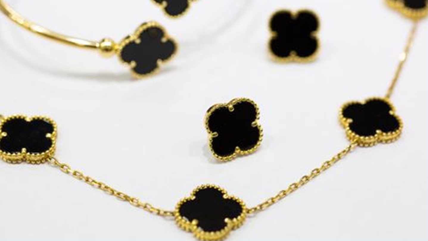 PAVILLION JEWELLERS | St. Maarten / St. Martin