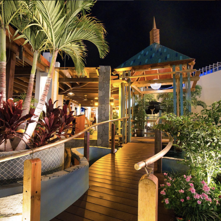 Best Restaurants in St. Maarten | Dining & Local Food Guide